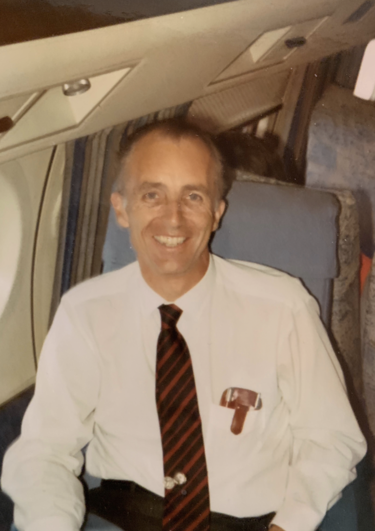 The Joseph Gavin Aerospace Engineering Bookshelf: Centennial Edition ...